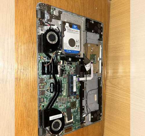 Acer Aspire V5 552g