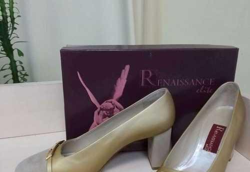 Renaissance Туфли женские новые