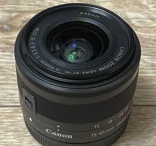 Объектив Canon EF-M 15-45 mm