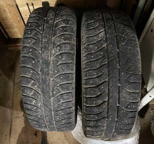 Bridgestone Ice Cruiser 7000 205/60 R16 92T