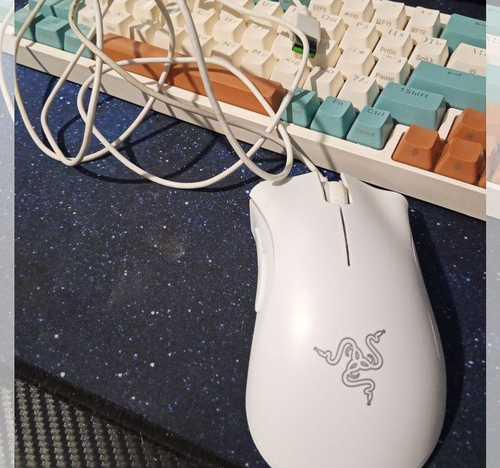 Игровая мышь Razer deathadder essential white