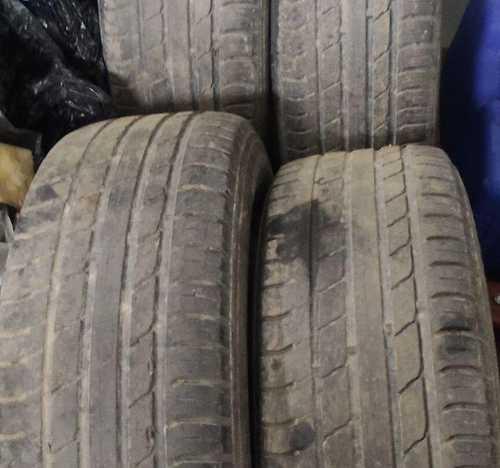 Nordman SUV 215/65 R16 98H