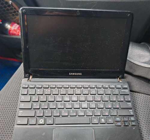 Нетбук samsung Np300
