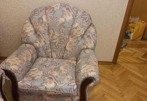 Мягкая мебель диваны и кресла бу Испания