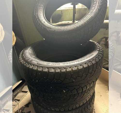 Nokian Tyres Hakkapeliitta Sport Utility 225/60 R17