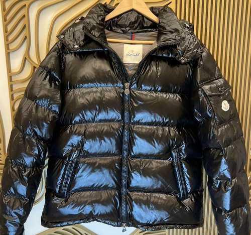 Пуховик Moncler XL