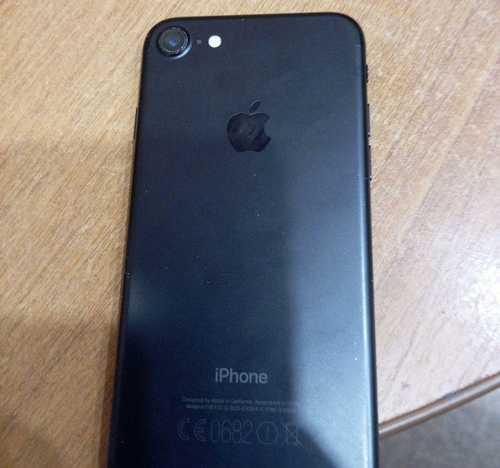 iPhone 7, 32 ГБ