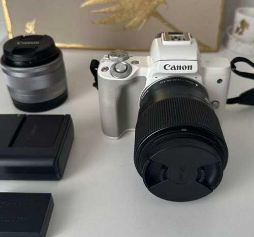 Беззеркальный Фотоаппарат Canon m50