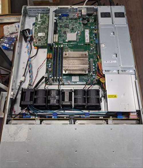 Сервер Supermicro SYS-5019C-WR