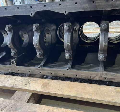 Блок двигателя скания DT12 12