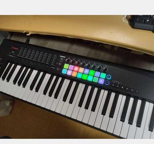 Миди клавиатура Novation Launchkey 61 MK2. В идеал