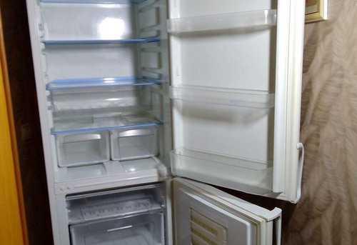 Продам холодильник Indesit 186*60*60 рабочий