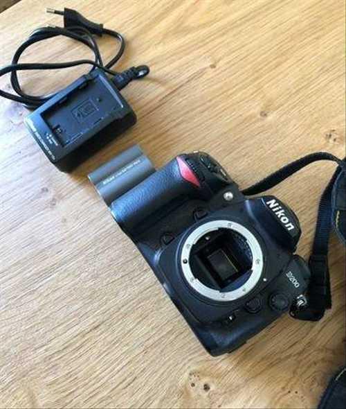 Фотоаппарат Nikon D200 Body