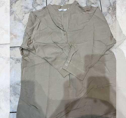 Uniqlo рукашка