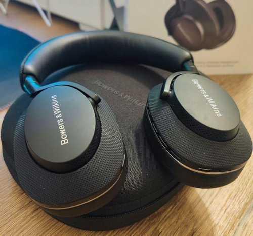 Bowers & Wilkins Px7 S2