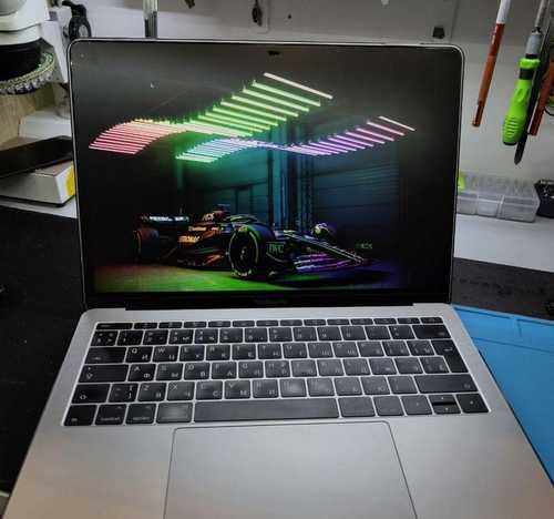 Apple macbook pro 13 2017