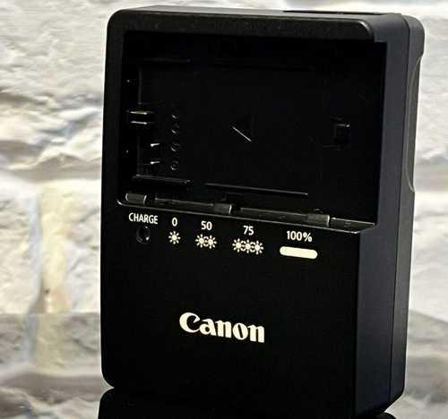 Canon battery charger LC-E6E