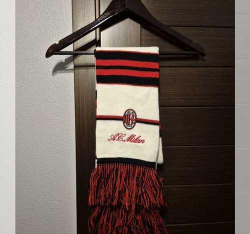 Футбольный шарф Milan