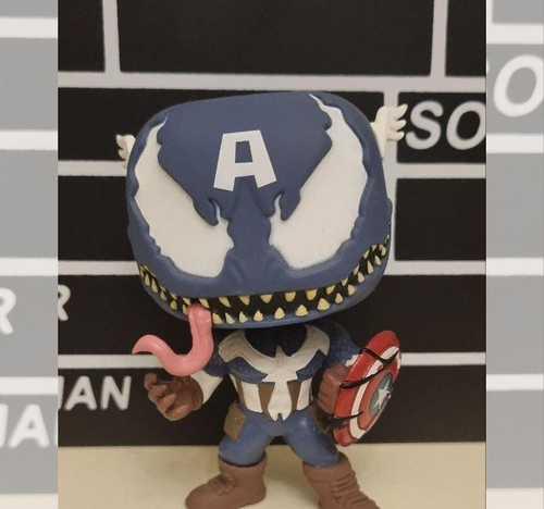 Funko POP Venom/Captain America 364