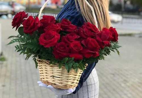 Букет цветов в корзине 25 роз, доставка