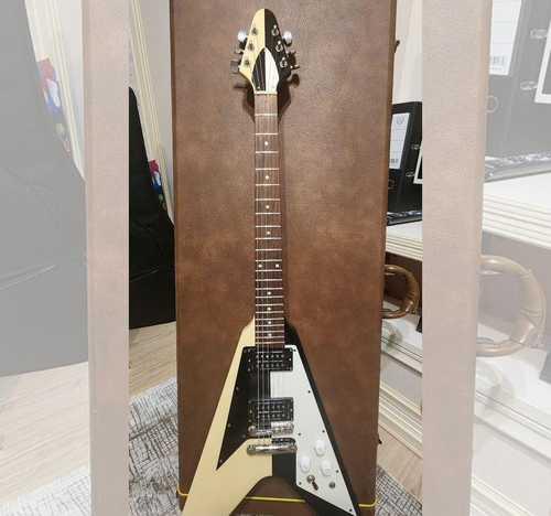 ESP Edwards MS Flying V