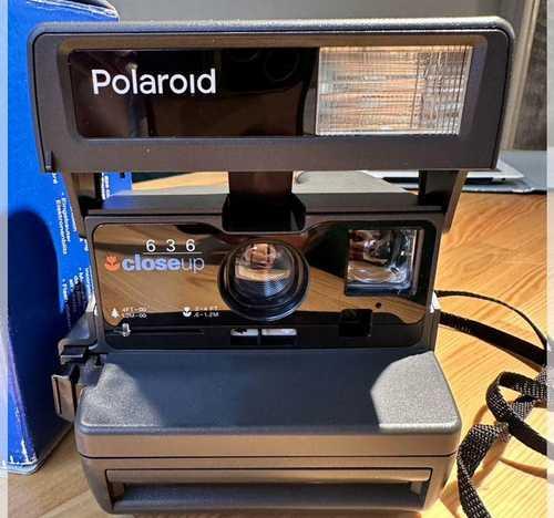 Polaroid 636 Closeup фотоаппарат