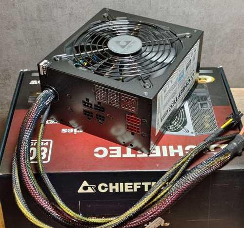 Блок питания Chieftec APS-650C 650W неисправный