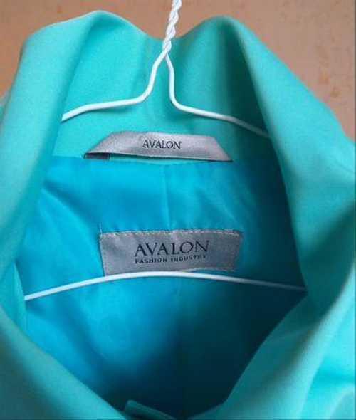 Плащ женский avalon 42р