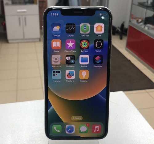 iPhone X, 64 ГБ