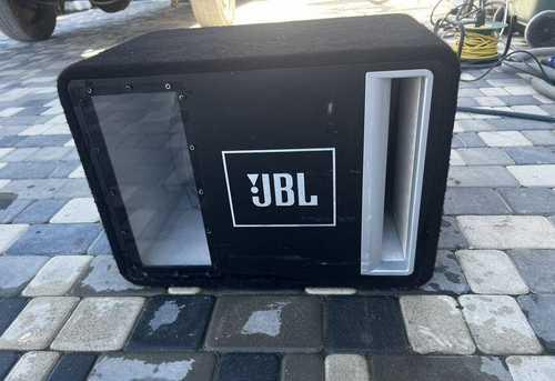 Продам сабвуфер jbl