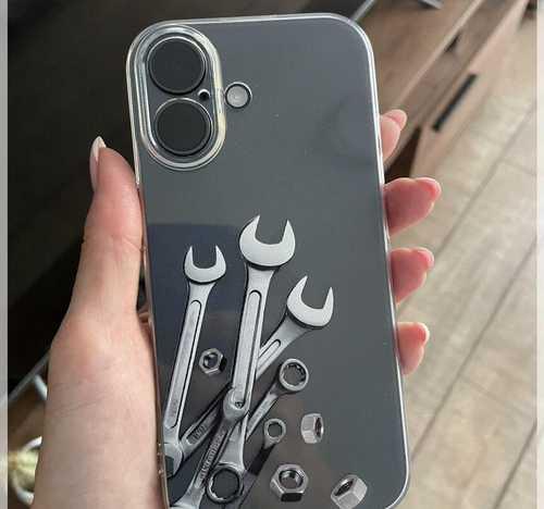 Чехол на iPhone 17