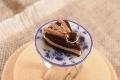 Кольцо Шоколадный тортик (22мм)