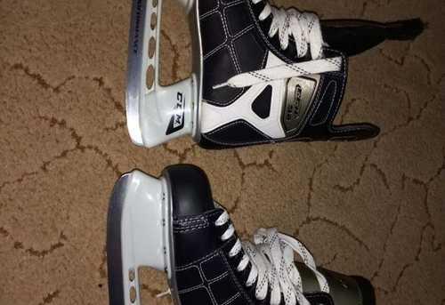Хоккейные коньки CCM размер 39
