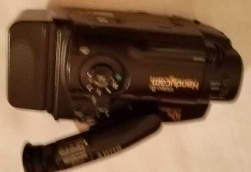 Видеокамера sony handycam CCD-tr323e