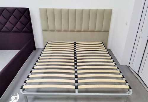 Кровать двухспальная 160x200