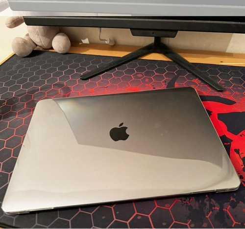 Apple macbook pro 13 2019