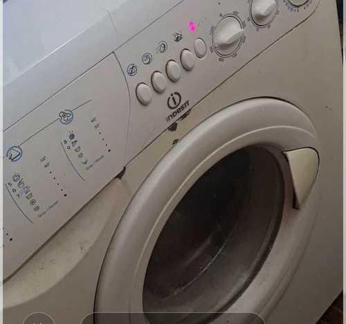 Стиральная машина indesit