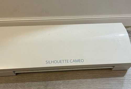 Режущий плоттер silhouette cameo 3