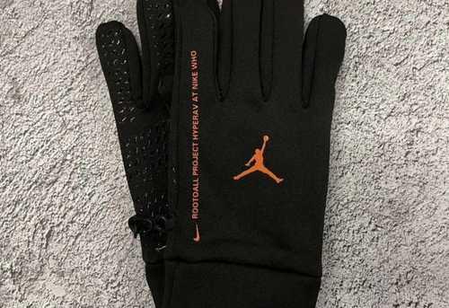 Перчатки Nike Jordan