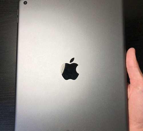 iPad 2020 8th 32gb WI-FI
