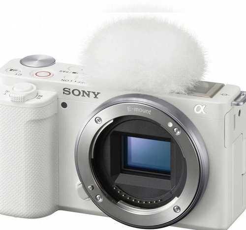 Беззеркальный фотоаппарат Sony ZV-E10, белый