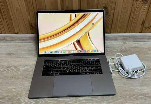 MacBook Pro 15 2017 i7/radeon 560/16gb/512