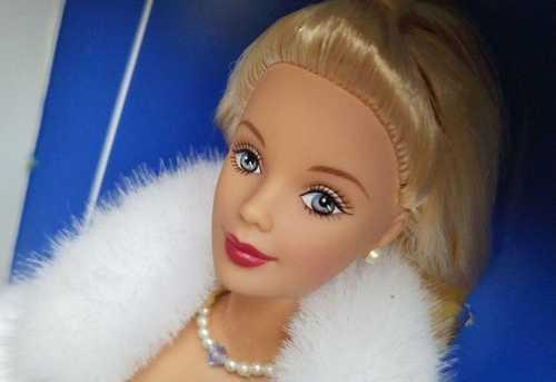 Новогодняя Barbie Snow Sensation