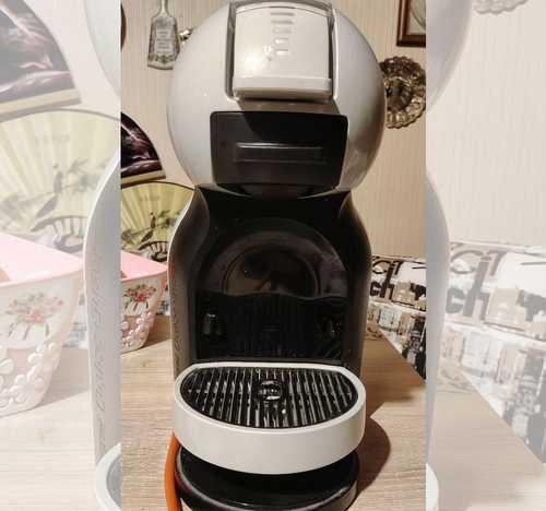 Капсульная кофемашина dolce gusto