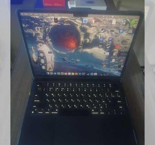 Apple MacBook Air 13 2022 m2 512