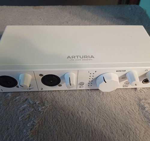 Внешняя звуковая карта arturia mini fuse 2