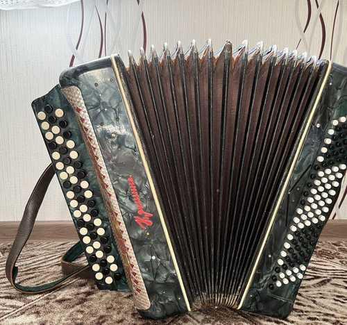 Баян Креминне