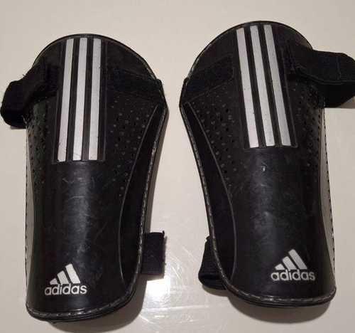 Щитки футбольные детские adidas