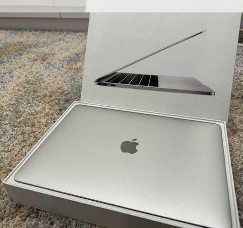 Apple macbook pro 13 2017