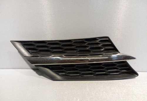 Решетка радиатора правая Toyota Rav4 XA40 2014